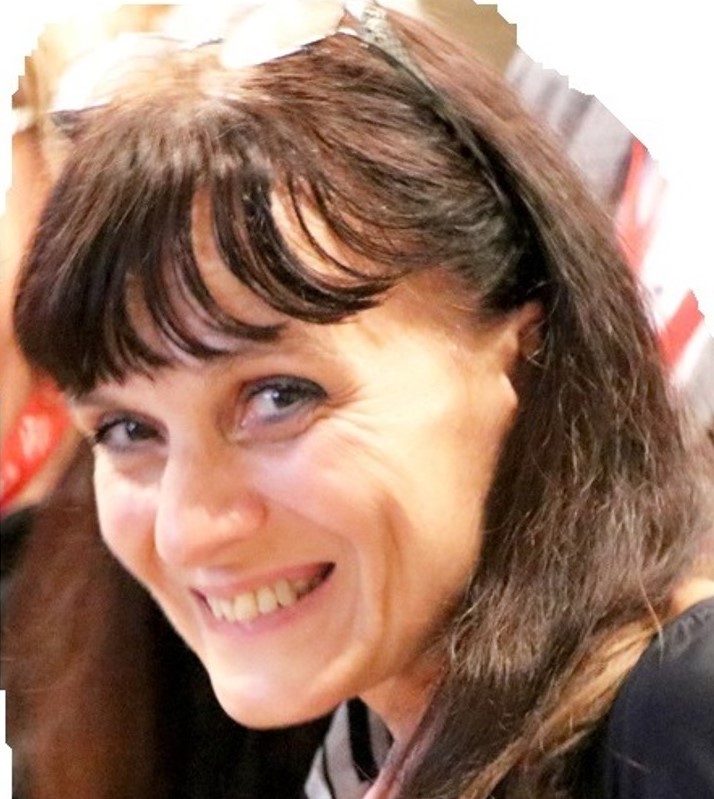 Director Artistic: Profesor Universitar Dr. Corina Ibănescu